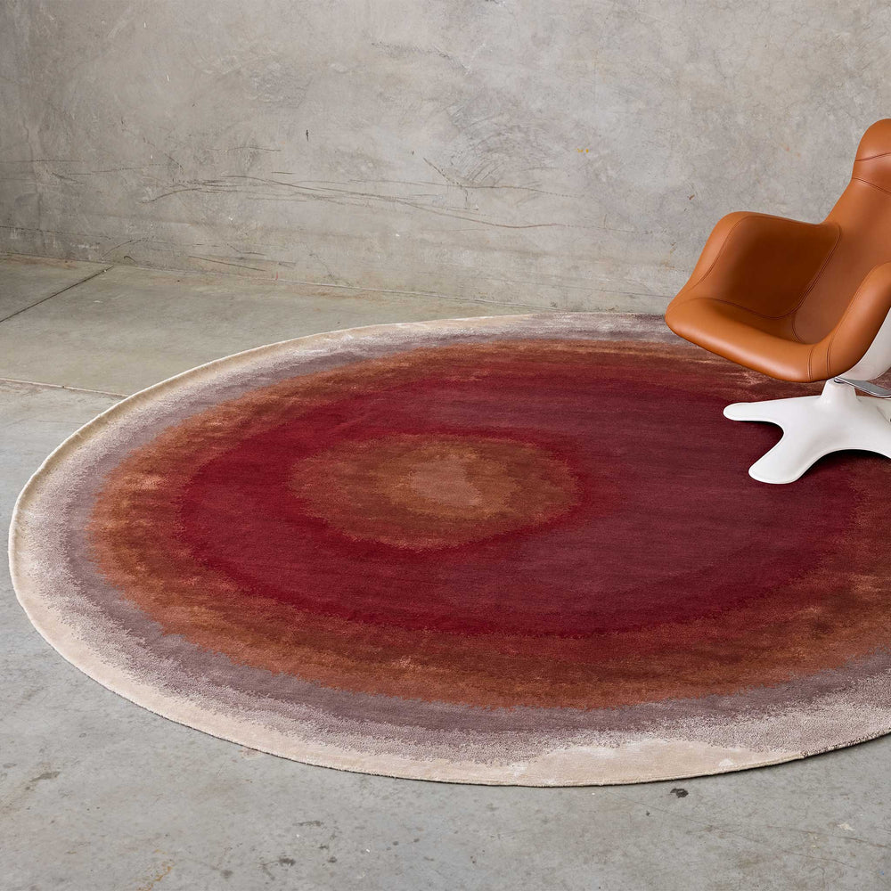 Gradient | Ruby - Tappeti Fine Handcrafted Rugs + Carpets